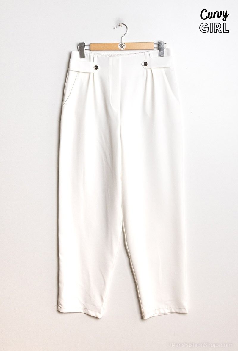 Dreams Plus - Malta. CURVY GIRL TAILORED CHIC